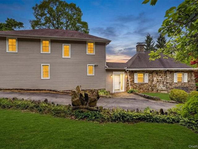 1225 Albany Post Rd, Croton On Hudson, NY 10520