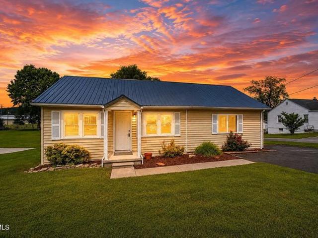 1225 Broad St, Elizabethton, TN 37643