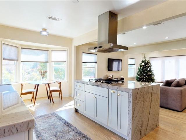 1225 Colorado