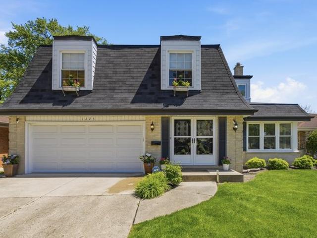 1225 Crain St, Park Ridge, IL 60068