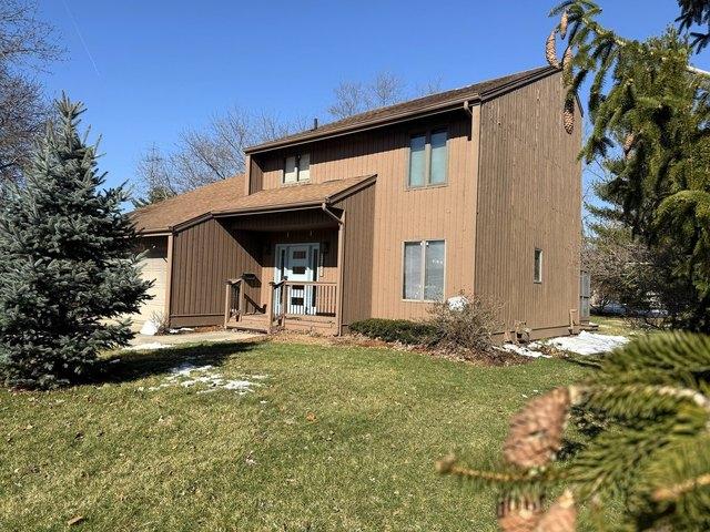 1225 Eustace Dr, Dixon, IL 61021
