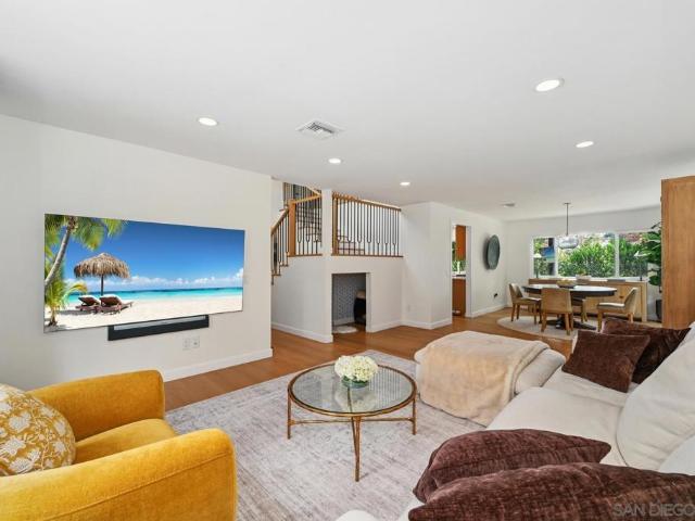 1225 Fallbrook