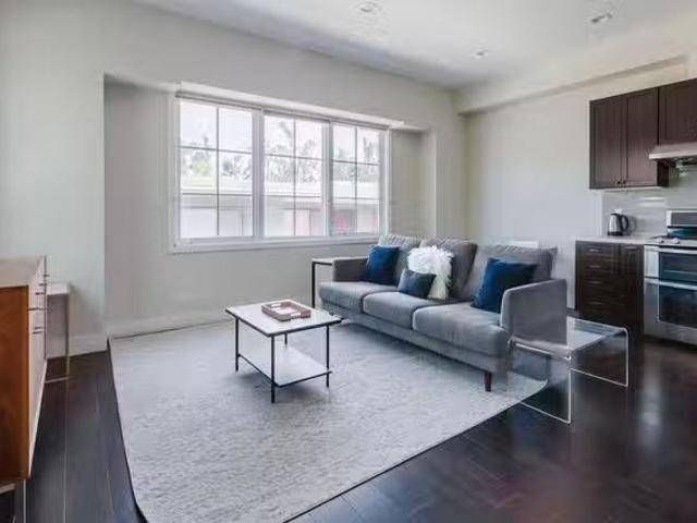 1225 Floribunda Ave, Downtown 2 Bedroom 2 Bath