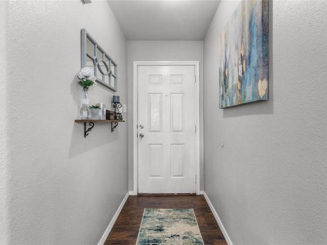 1225 Glencoe Drive