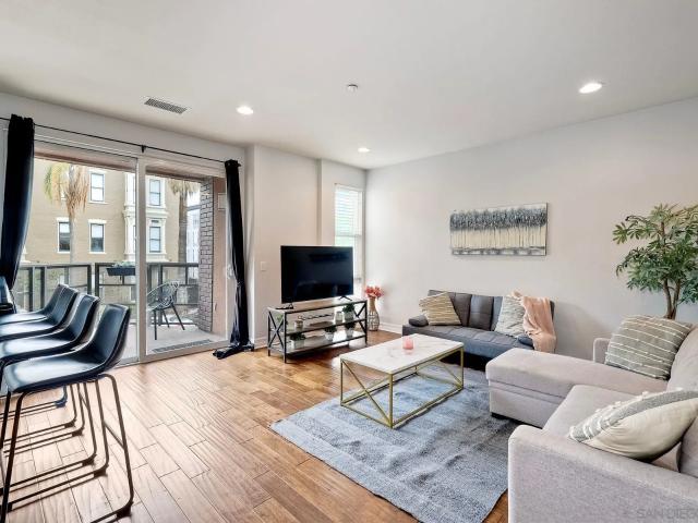 1225 Island Ave, Unit 208, San Diego, CA 92101 | MLS #260010