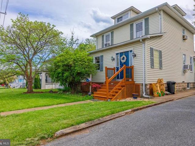 1225 Linden Ave, Halethorpe, MD 21227