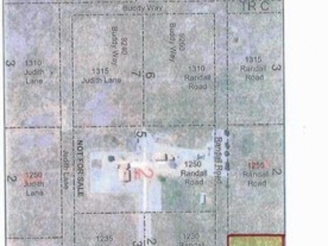 1225 Randall Rd, Garden City, KS 67846