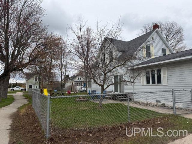 1225 Superior Avenue