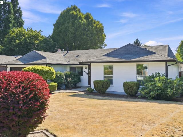 1225 sw jay ct
