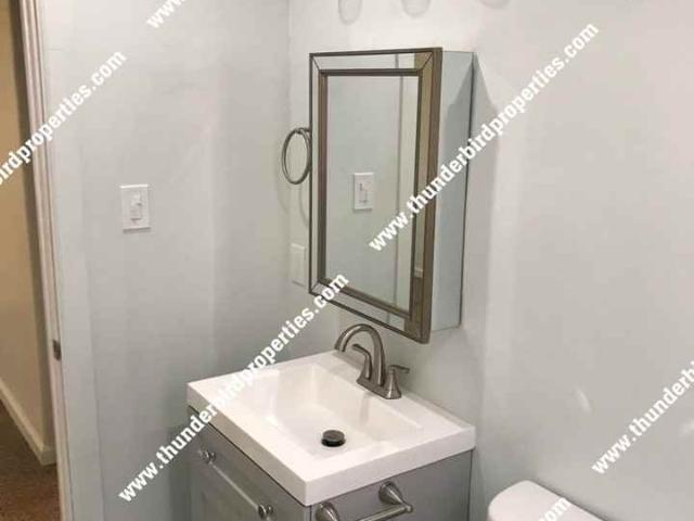 1225 San Mateo 1 Bedroom Apartment for Rent at 1225 San Mateo Blvd Se, Albuquerque, NM 87108 Parkland Hills