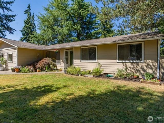 1225 Solar Ct NE, Olympia, WA 98516