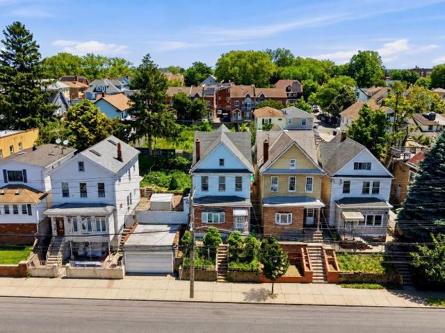 1225 th Street