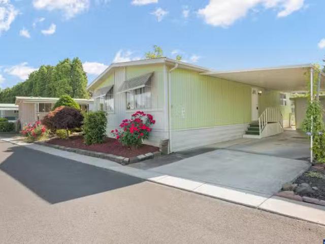 1225 W 10th Ave #45, Junction City, OR 97448 MLS 819177