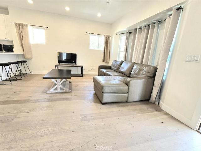 1225 W 41st St, Unit 1227, Los Angeles, CA 90037 | MLS #DW26089 | Compass