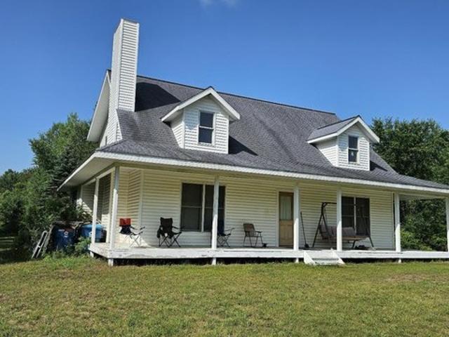 1225 W Sun Oil Rd, Gladwin, MI 48624