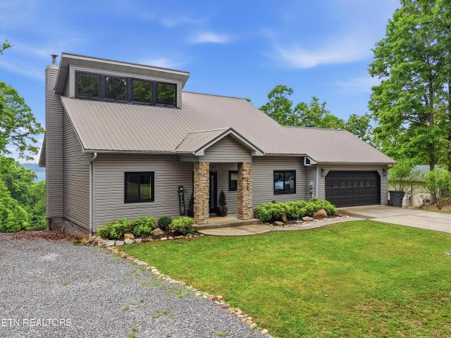 1225 Weaver Lane