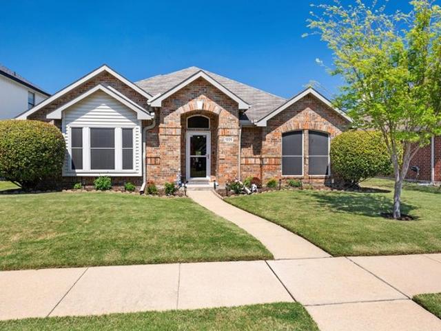 1225 Whitehorse Dr, Lewisville, TX 75077