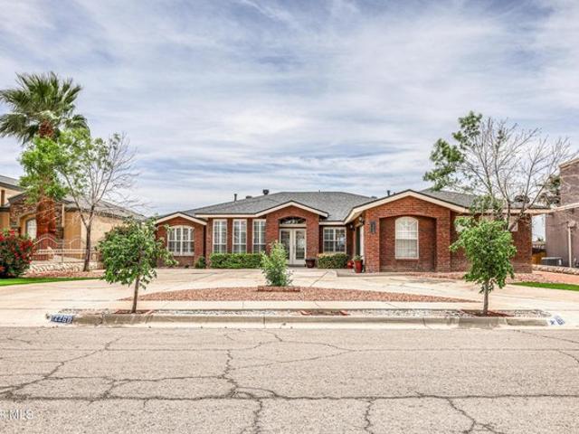 12268 Chisholm Pass Dr, El Paso, TX 79936
