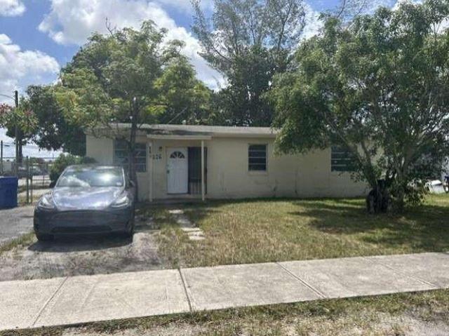 1226 NW 23rd Ter, Fort Lauderdale, FL 33311