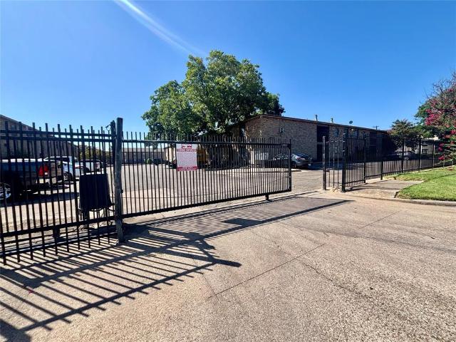 1226 Baylor Avenue