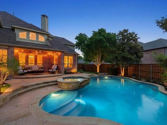 1226 Luna Lane