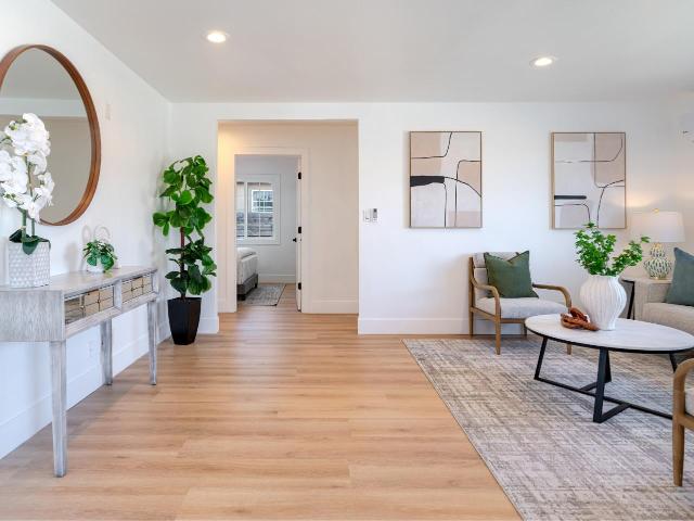 1226 Laurel Avenue