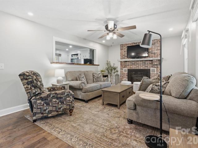 1226 Pine Grove Road