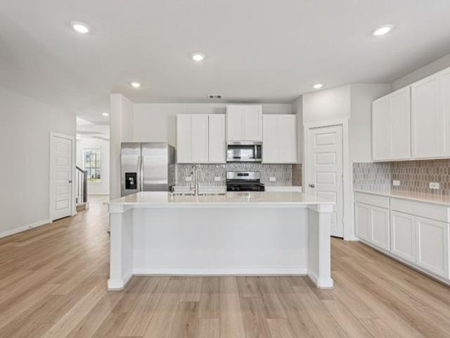 1226 Romany Fields Dr, Huffman, TX 77336