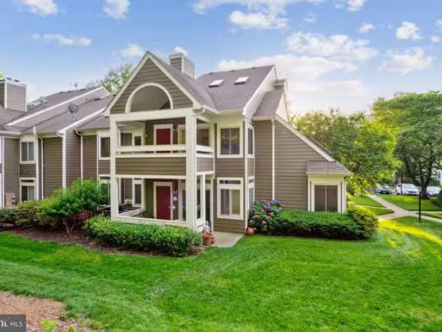 12270 FORT BUFFALO CIR # 498, FAIRFAX, VA 22033 Condo/Townhome.