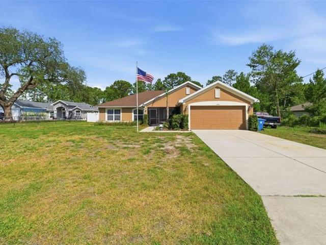 12270 House Finch Rd, Weeki Wachee, FL 34614