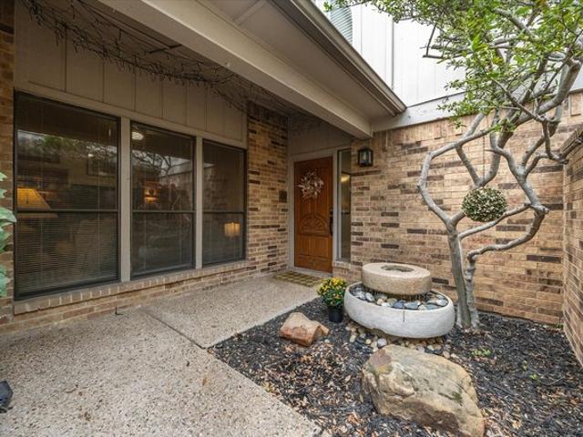 12277 Montego Plz, Dallas, TX 75230