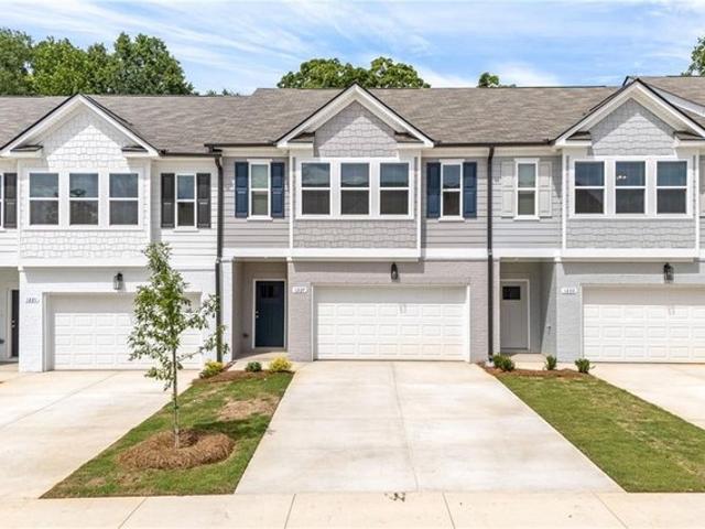 1227 McCoy St, Opelika, AL 36801