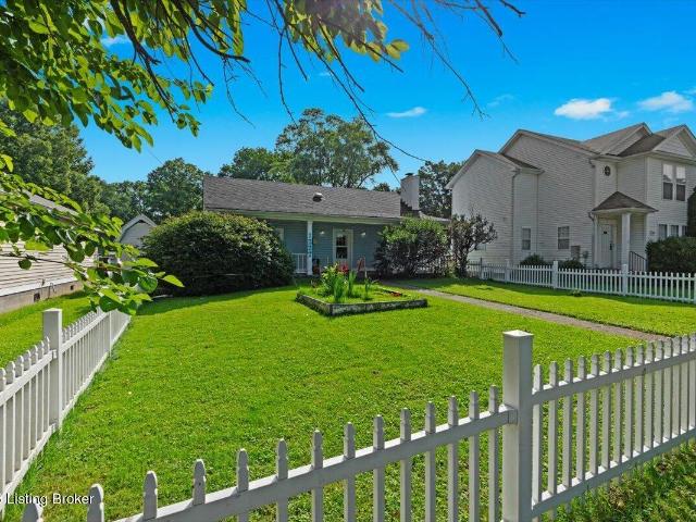 1227 Ormsby Ln