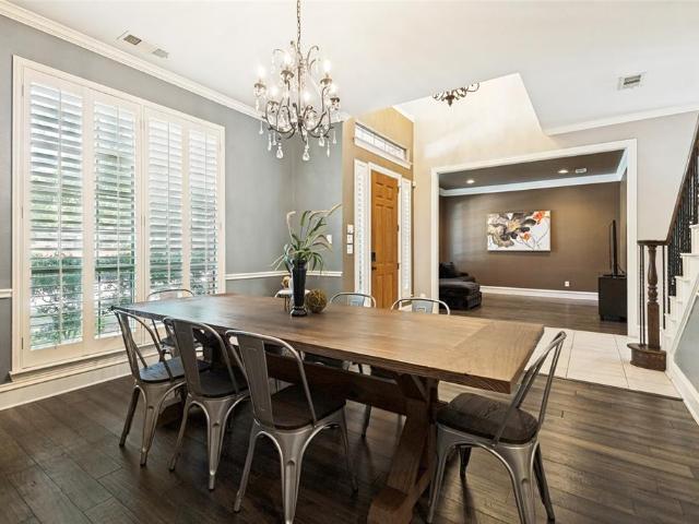1227 Comanche Drive