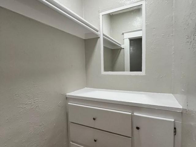 1227 E OCEAN BLVD Studio Apartment for Rent at 1227 E Ocean Blvd, Long Beach, CA 90802 Bixby Park