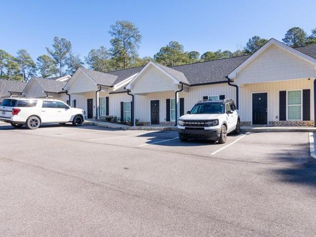 1227 E University Ln, Aiken, SC 29801