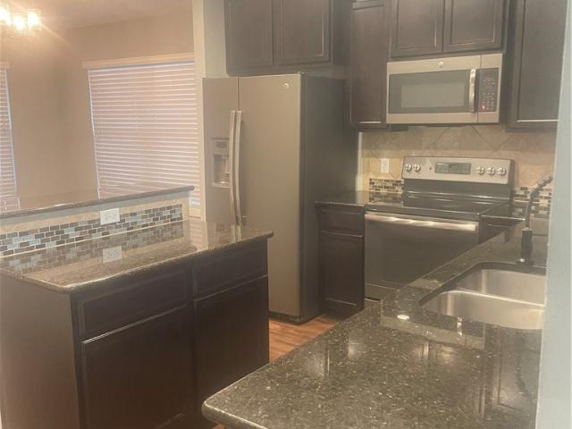 1227 Emerald Gate Drive