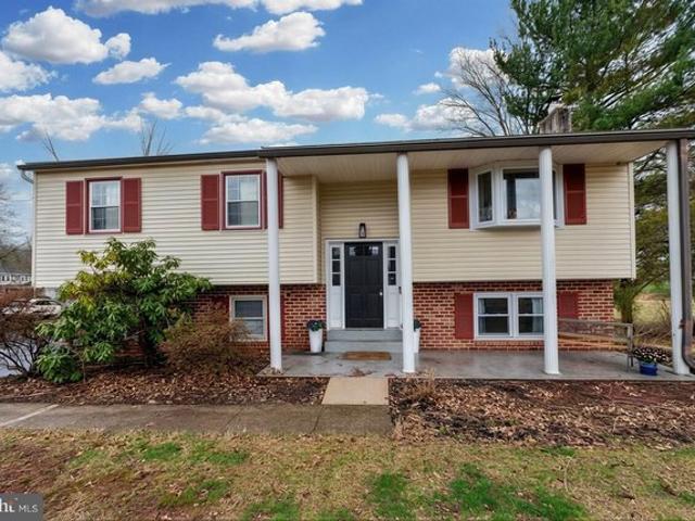 1227 Grandview Cir, Pottstown, PA 19465