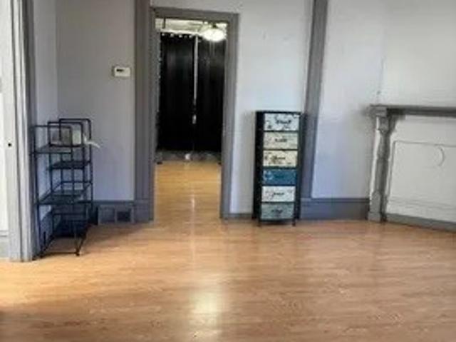 1227 Penn Ave