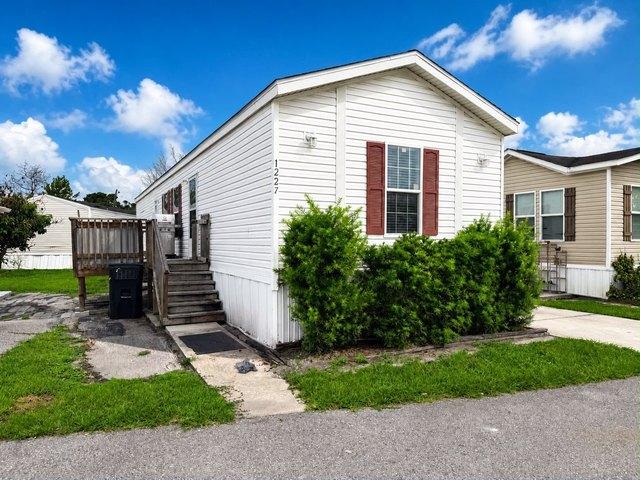 1227 Running Trl, Orlando, FL 32825