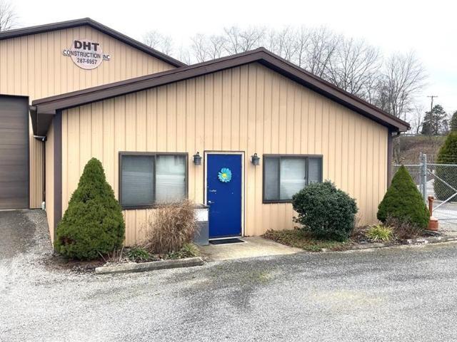 1227 Sunset Dr, Butler, PA 16001 | MLS #1709
