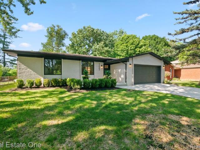 1227 Shallowdale Drive