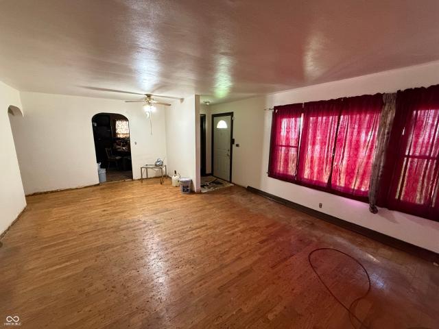 1227 W 9th Street