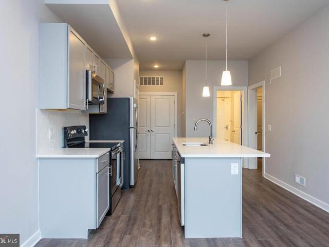 1227 29 N 7Th Street # 3E