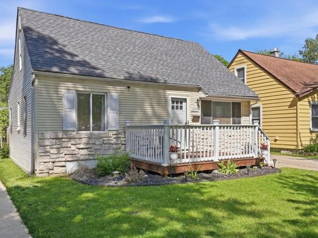 12280 Syracuse St, Taylor, MI 48180
