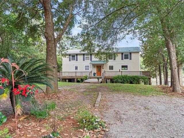 12284 Boulet Dr, Coden, AL 36523