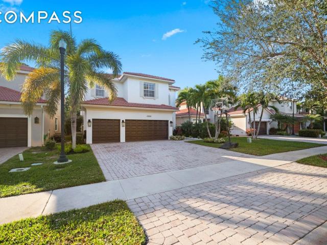 12285 Aviles Cir, Palm Beach Gardens, FL
