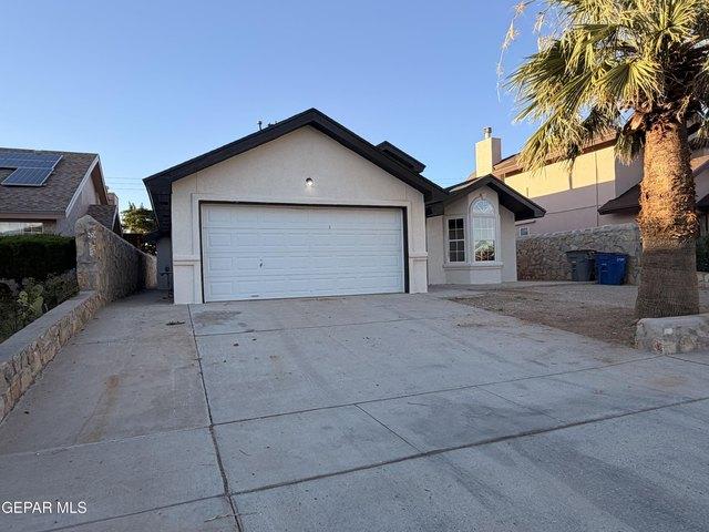 12285 Red Sun Dr, El Paso, TX 79938