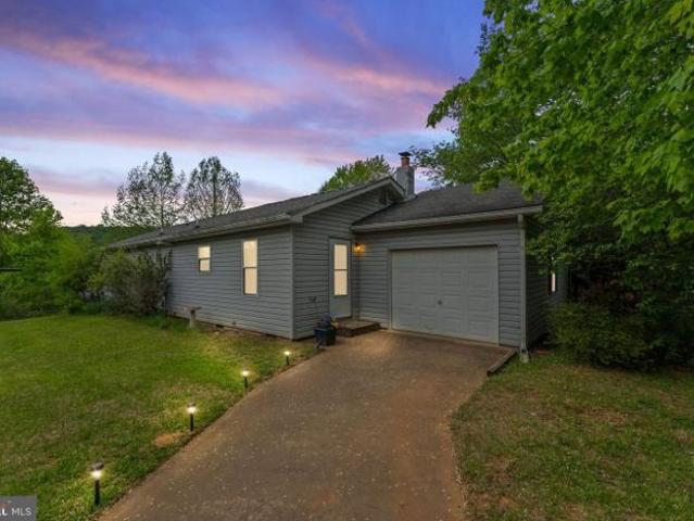 12288 Grindstone Ln, Boston, VA 22713