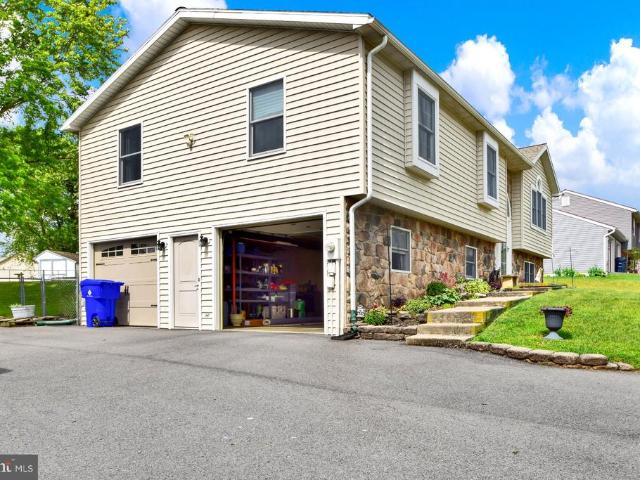 1228 Candice Lane